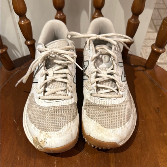 New Balance | Shoes | Mens White And Tan Turf Baseball Shoes | Poshmark